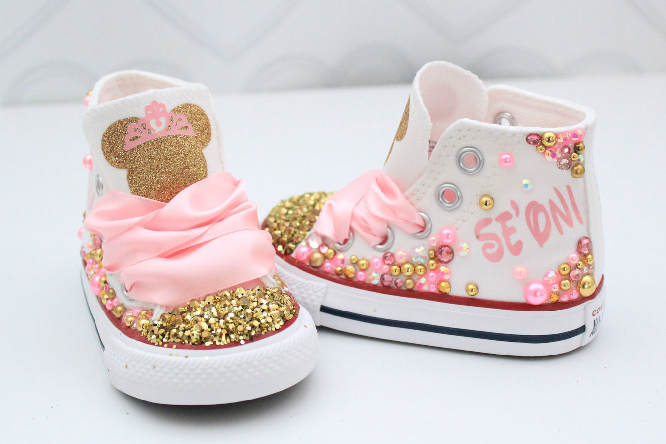 Minnie Mouse shoes- Minnie Mouse bling Converse-Girls Minnie Mouse Sho ...